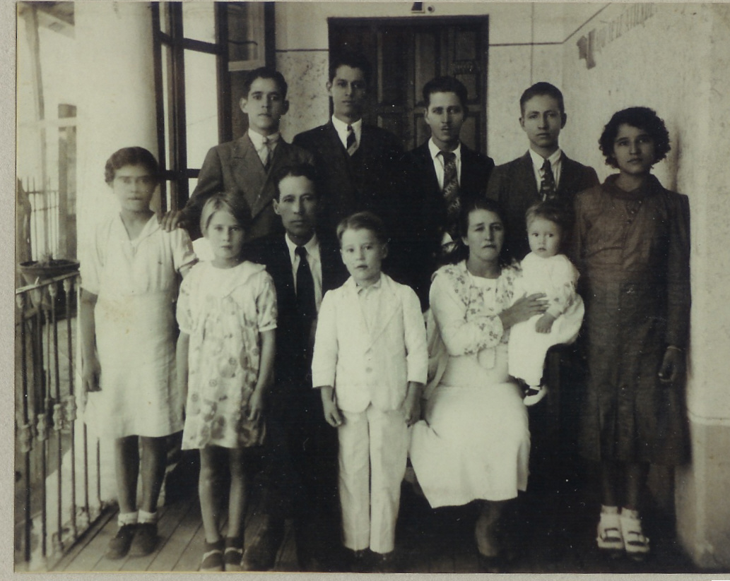 José Gil Alberto Cayetano Huesca – Many Branches, One Tree